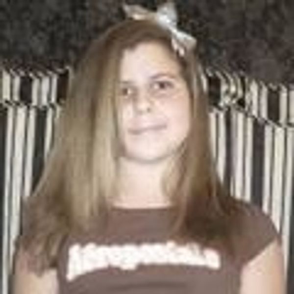 sydney snelson (sydneylovesu2) on Myspace